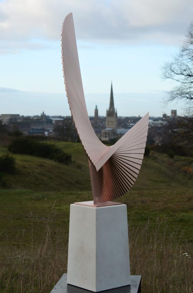 Radiant – Thomas Joynes